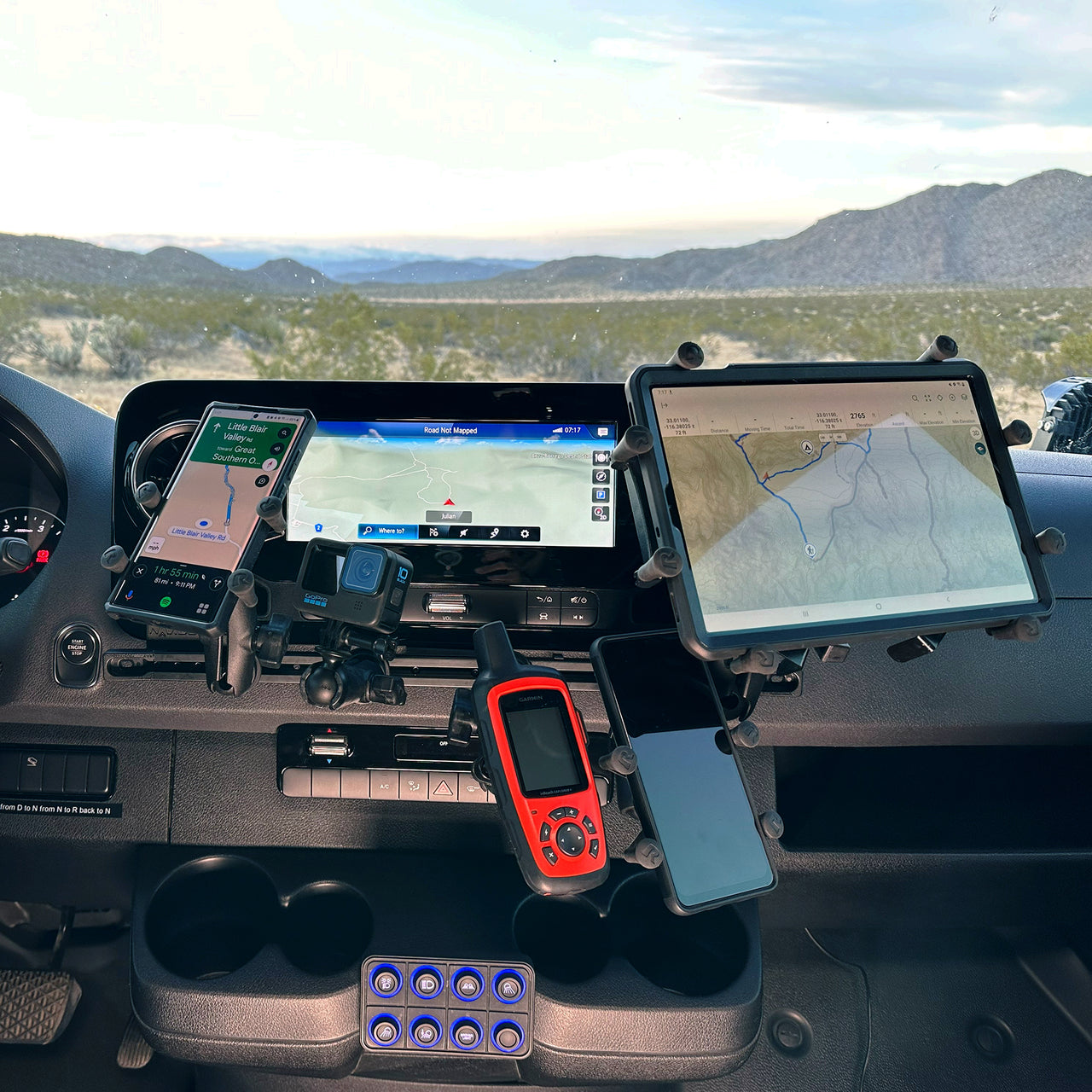 NAVIDOK Overlander Mercedes Sprinter Phone and Navigation Mount – TERRA X