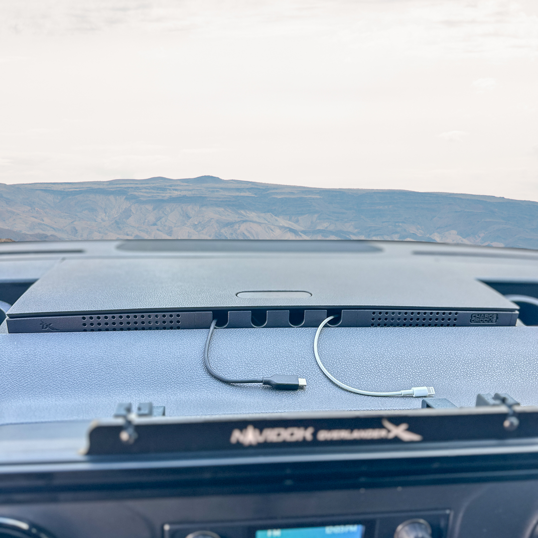 Mercedes Sprinter Dash Console Cable Organizer - XL Charge Groove – TERRA X